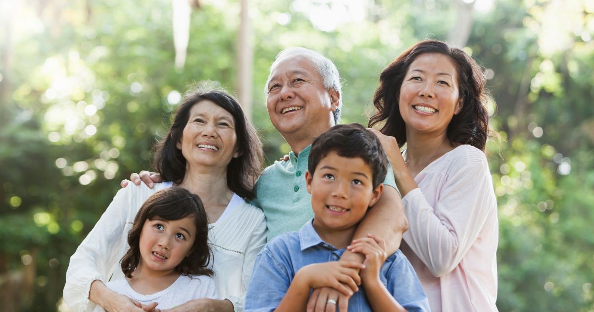 Gen X là gì?Tính cách của họ có gì đặc biệt với thế hệ khác? | AIA Vietnam